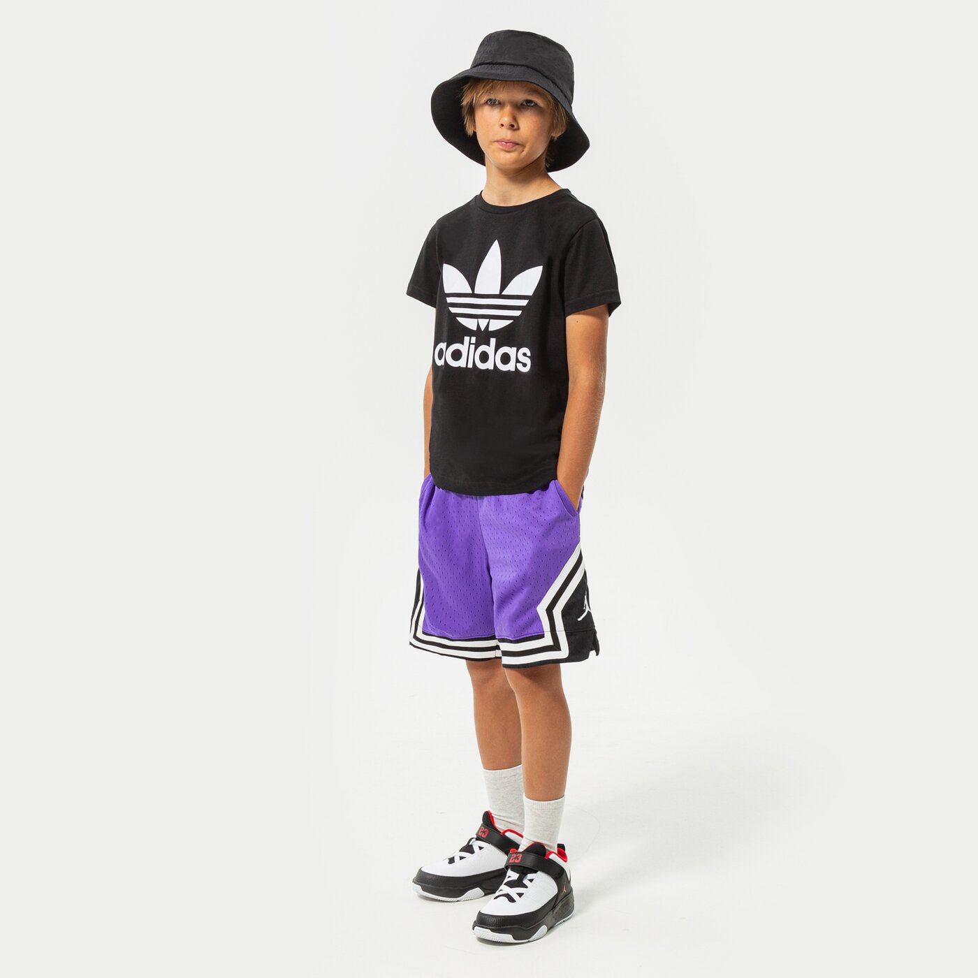 ADIDAS ТЕНИСКА TREFOIL TEE BOY DV2905 Детски Цвят черен Модни Тениски ...