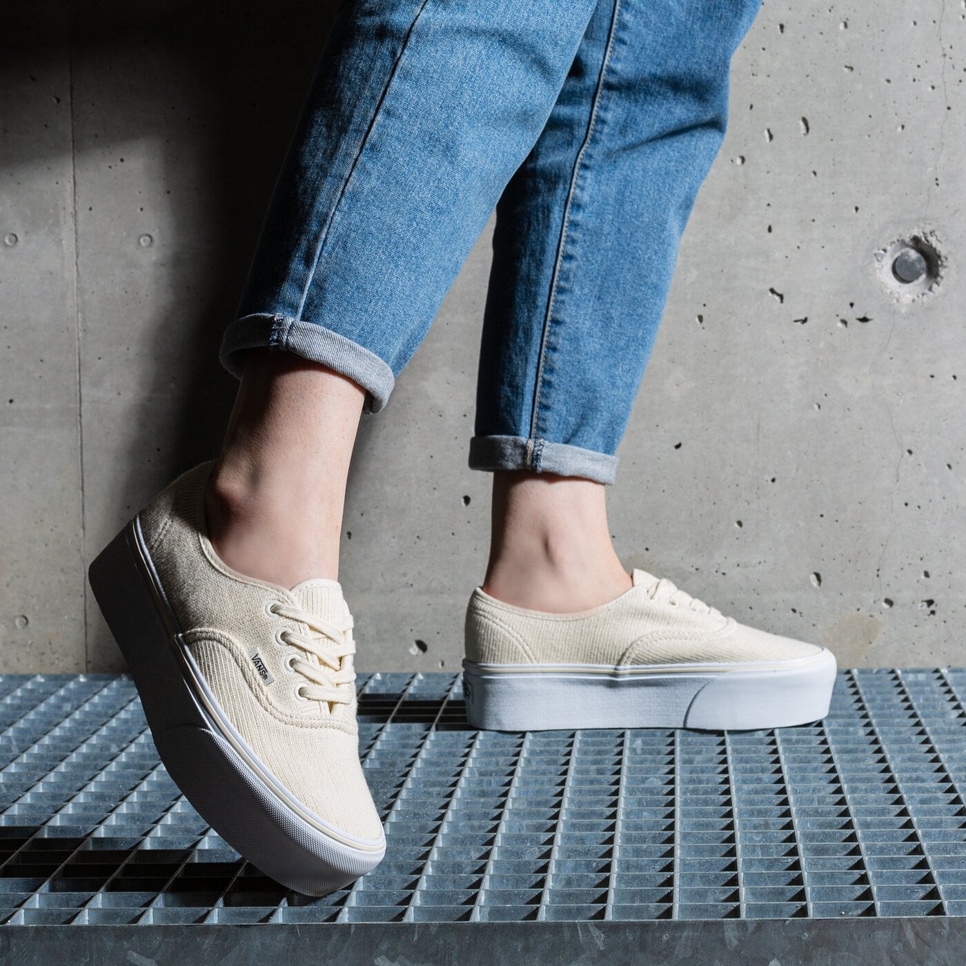 VANS UA AUTHENTIC STACKFORM VN0A5KXXAZ11 Дамски Цвят жълт Модни ...