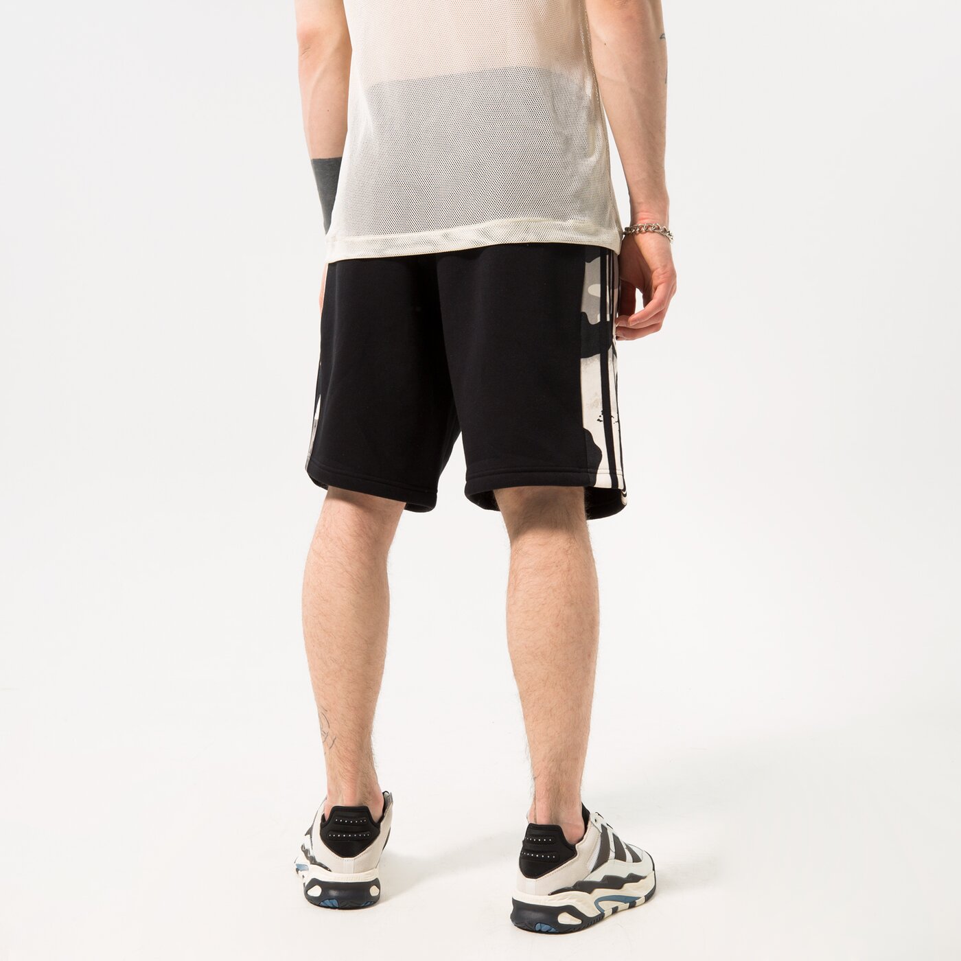 ADIDAS ШОРТИ CAMO HK2812 Мъжки Цвят черен Модни Къси панталони Дрехи ...