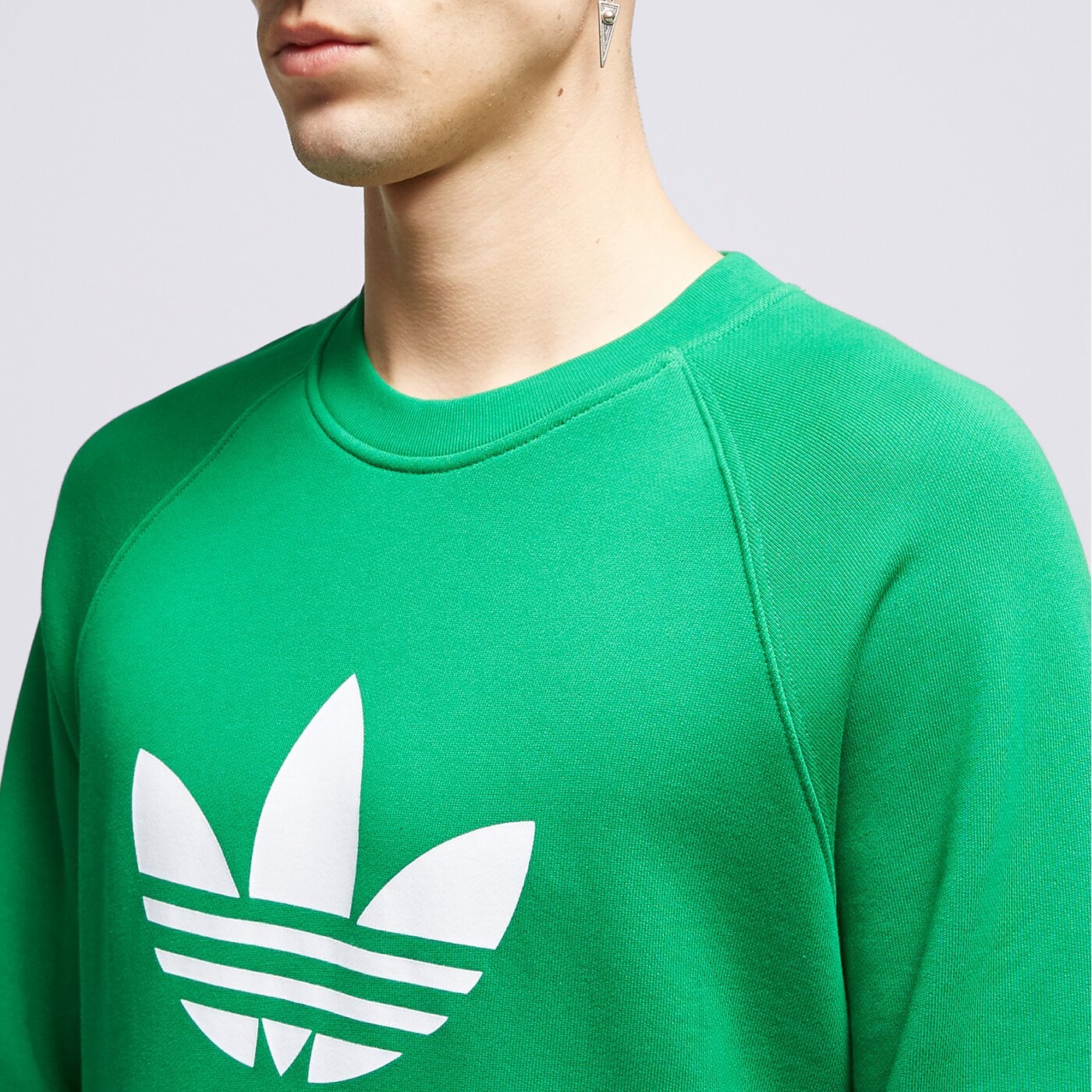 ADIDAS СУИТЧЪР TREFOIL CREW IM4503 Мъжки Цвят зелен Модни Суичъри Дрехи ...