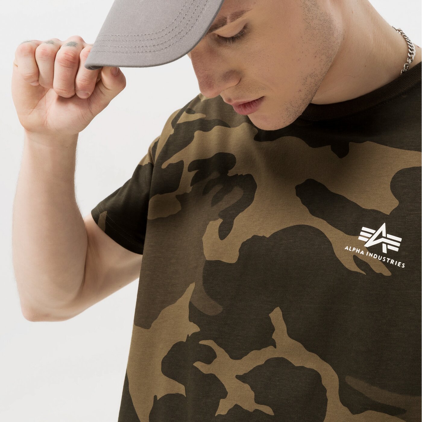 ALPHA INDUSTRIES ТЕНИСКА BASIC CAMO 188505C239 Мъжки Цвят многоцветен Модни Тениски Дрехи Alpha ...