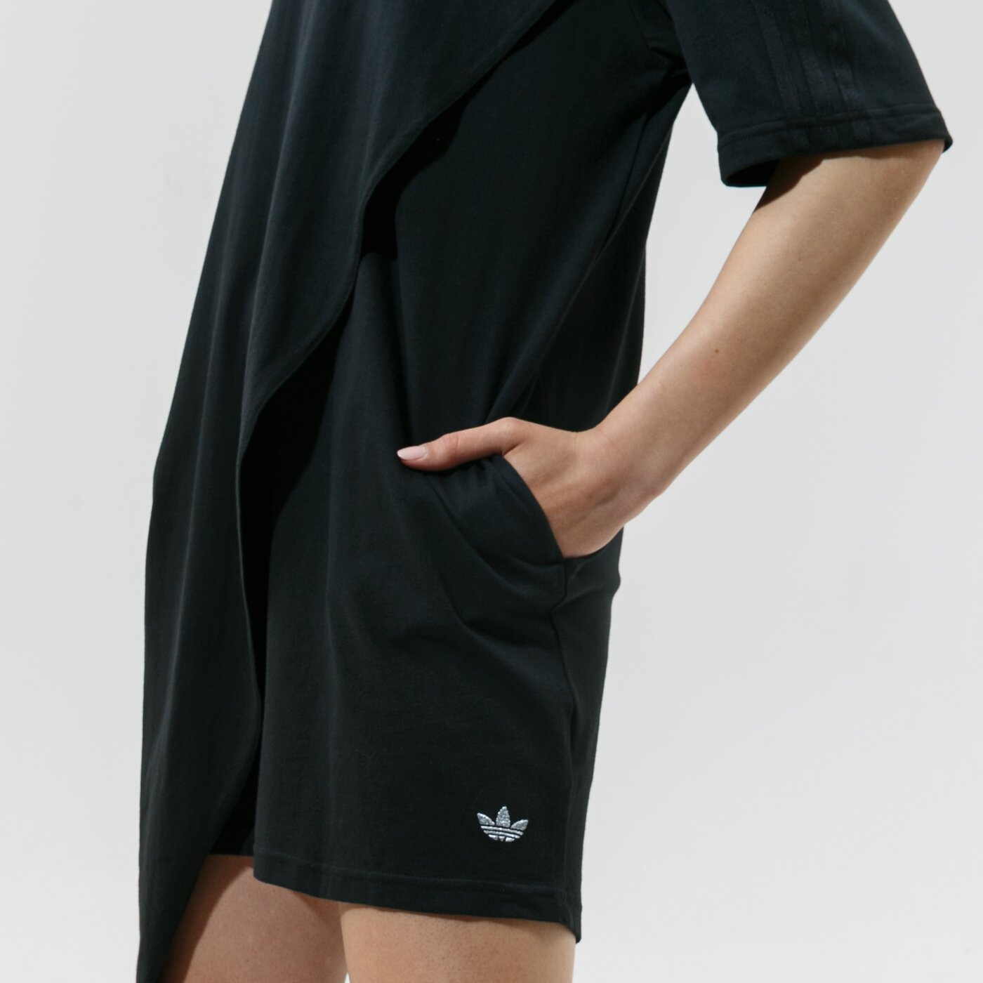 Adidas РОКЛЯ Tee АНЦУГs Gn3165 Дамски Цвят черен Модни Рокли и поли