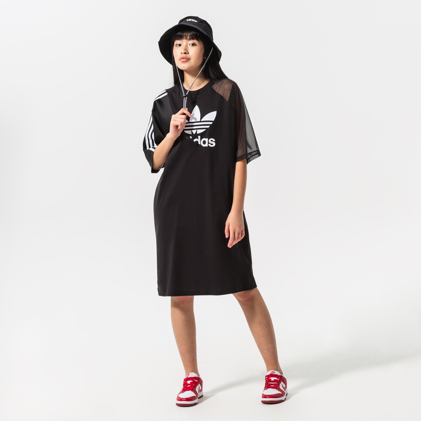 Adidas РОКЛЯ Tee АНЦУГs Hc0637 Дамски Цвят черен Модни Рокли и поли