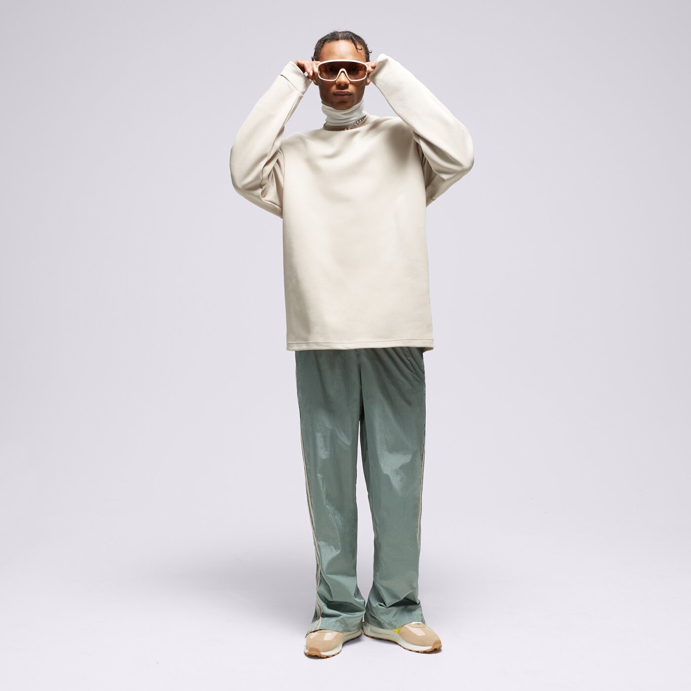 ADIDAS ПАНТАЛОНИ IK8559 Мъжки Цвят зелен Модни Панталони Дрехи adidas в ...