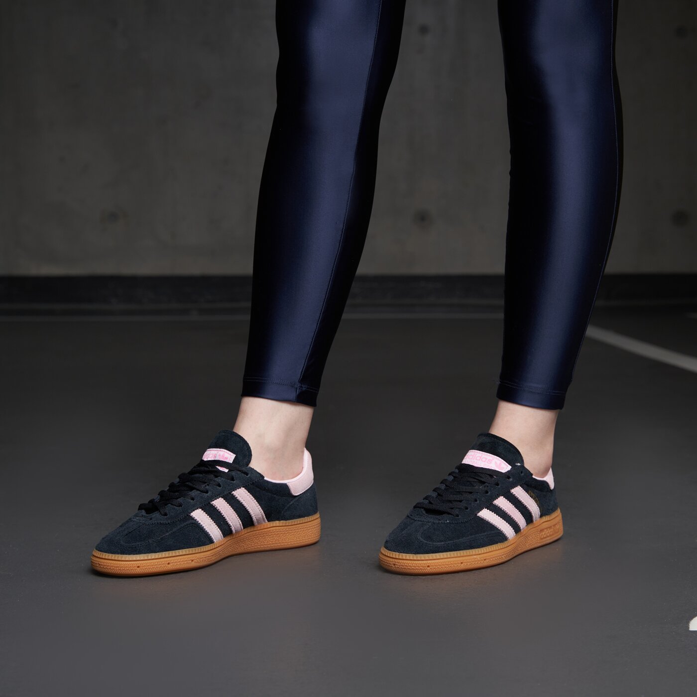 ADIDAS HANDBALL SPEZIAL W IE5897 Дамски Цвят черен Модни Маратонки ...