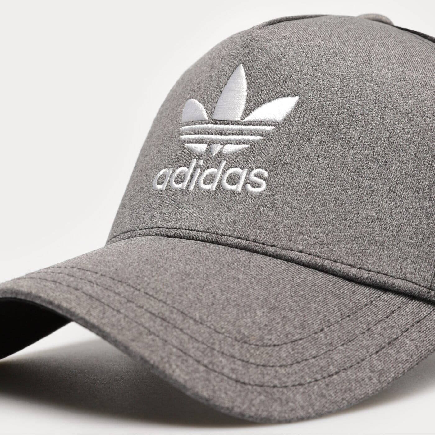 ADIDAS ШАПКА CURVED TRUCKER IC0023 Мъжки Цвят черен Модни Шапки с ...