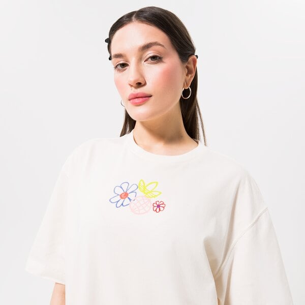 Adidas ТЕНИСКА Tee Gp3497 Дамски Цвят бежов Модни Тениски Дрехи Adidas