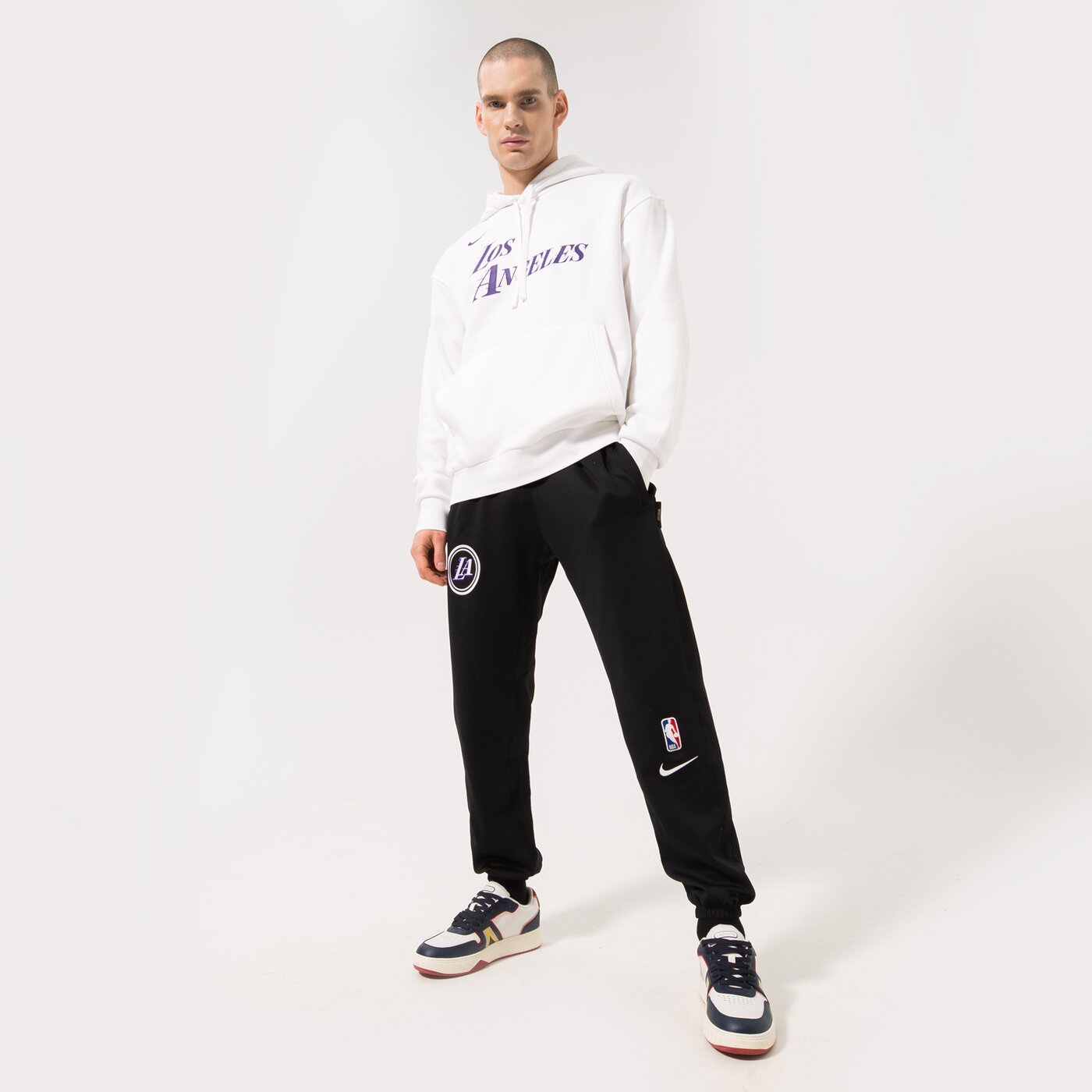 NIKE СУИТЧЪР С КАЧУЛКА LAL M NK FLC PO ESS CE NBA DN4727-100 Мъжки Цвят бял Модни Суичъри Дрехи ...