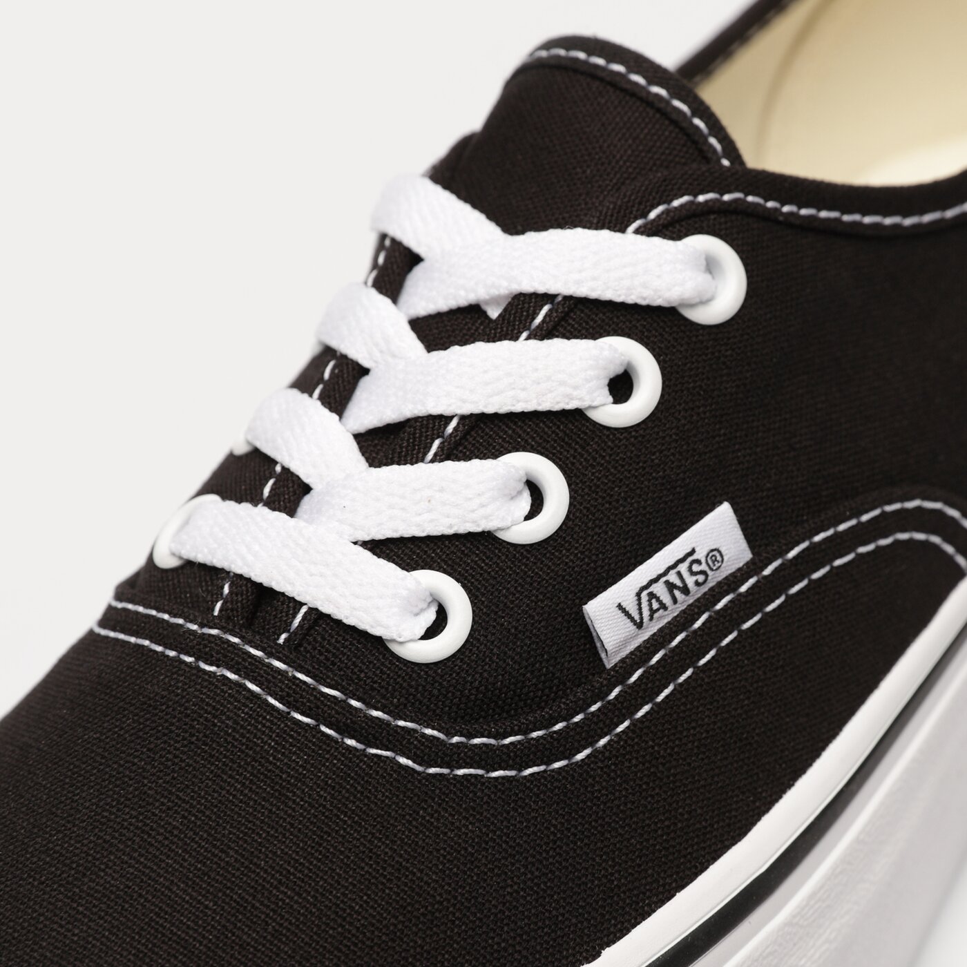 VANS UA AUTHENTIC STACKFORM VN0A5KXXBMX1 Дамски Цвят черен Модни ...