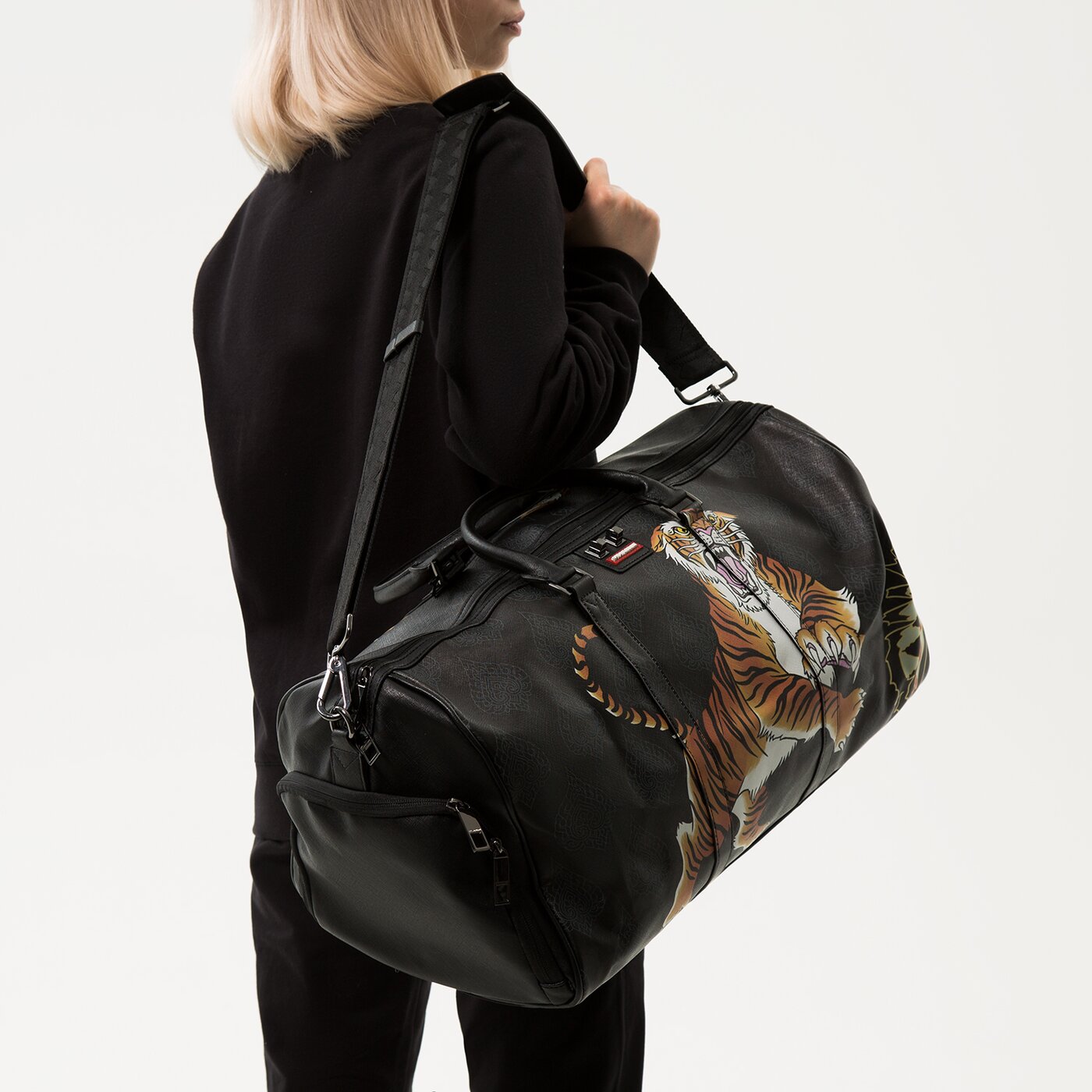 SPRAYGROUND САК YEAR OF THE TIGER DUFFLE 910D4133NSZ Дамски Цвят ...