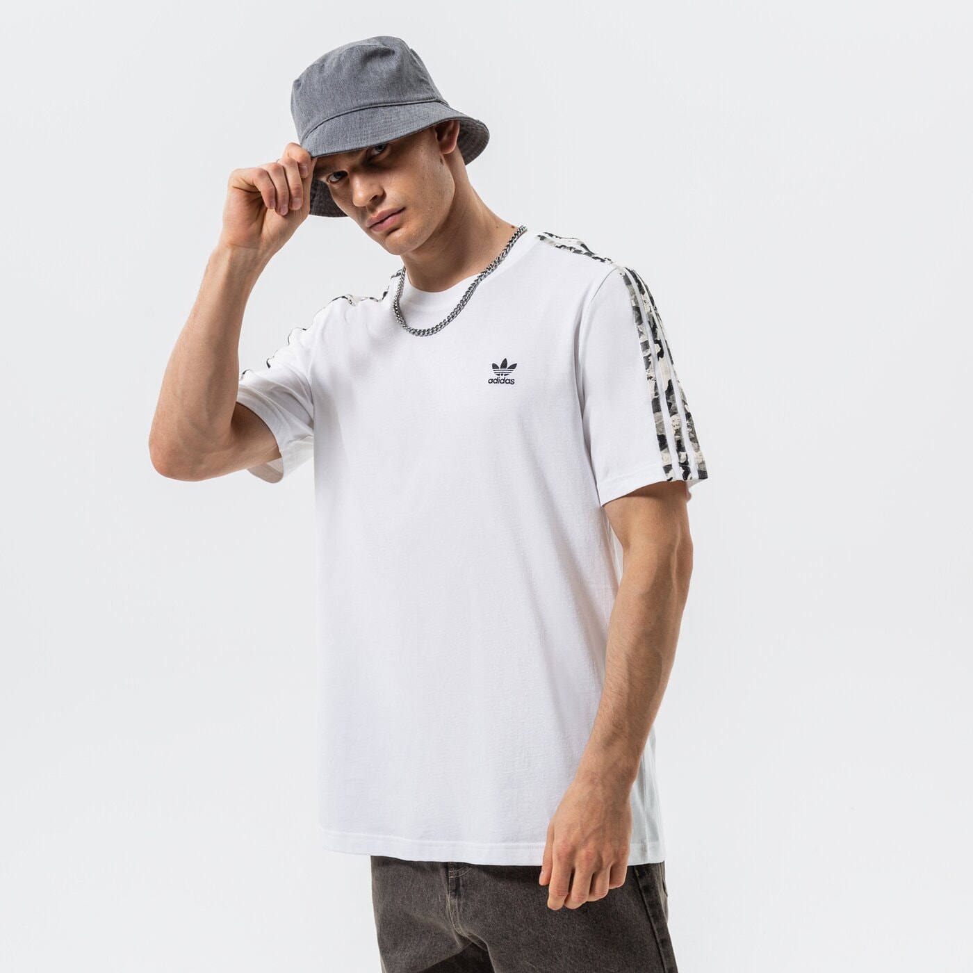 Adidas ТЕНИСКА Camo 3str Tee Hk2798 Мъжки Цвят бял Модни Тениски Дрехи