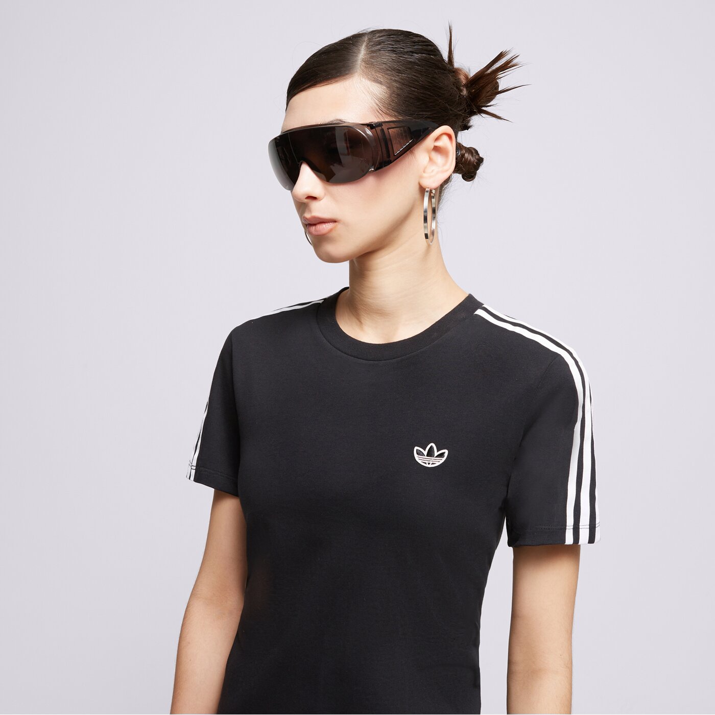 Adidas ТЕНИСКА Gn3173 Gn3173 Дамски Цвят черен Модни Тениски Дрехи